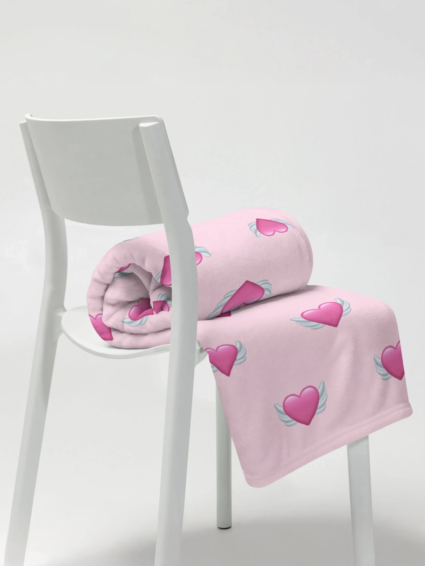 'Free Heart' Throw Blanket ⋆ Lucy's Print Shop